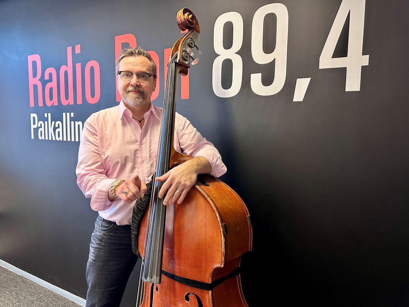 Jouni Hokkasen muistolle järjestettävä konsertti kerää mittavan joukon muusikoita Porin ...